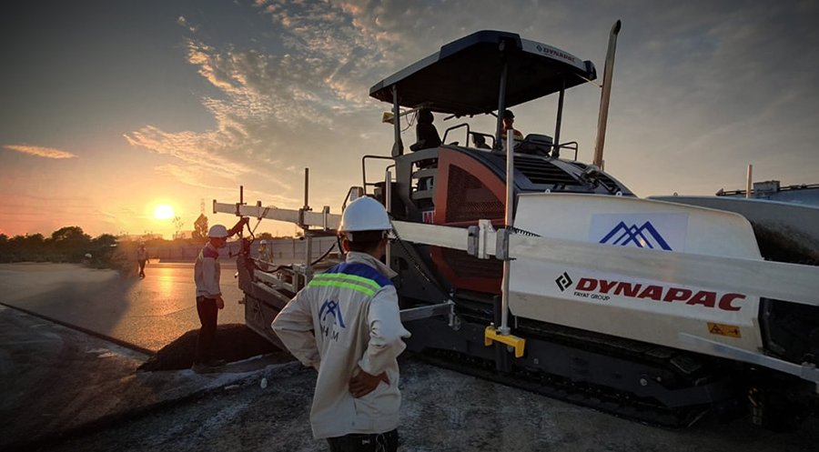 Dynapac builds Formula 1 Track in Hanoi, Vietnam • Dynapac - Fayat Group