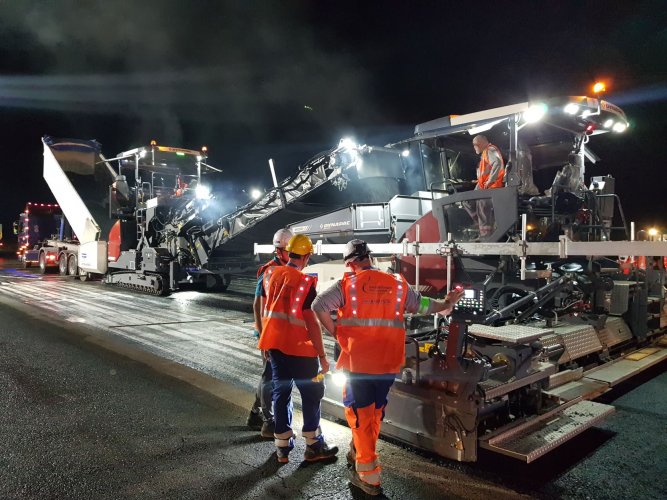 Dynapac - Fayat Group • SERVICE & SUPPORT