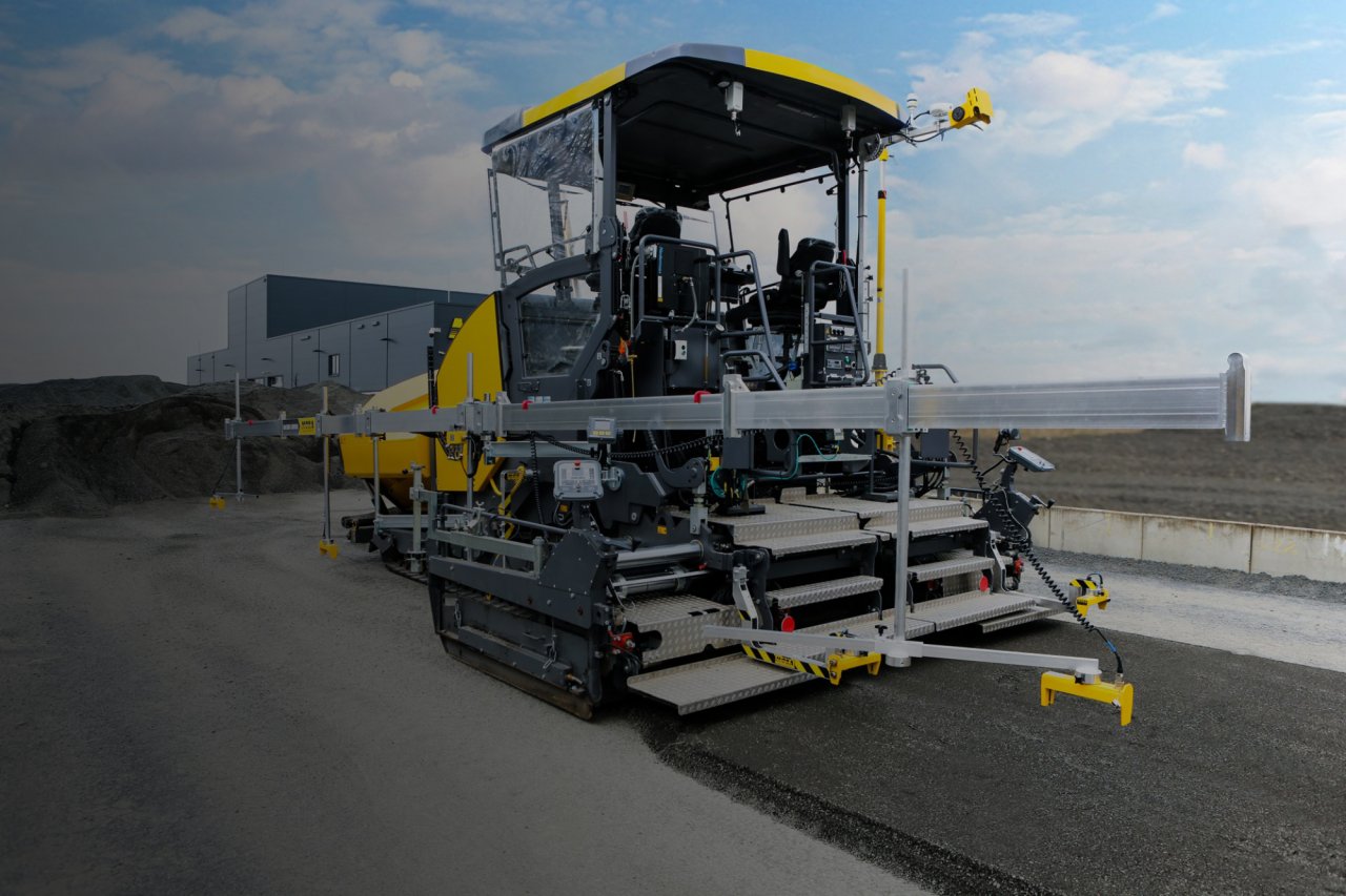 Paving Tip 2- Operation of the screed levelling • Dynapac - Fayat Group