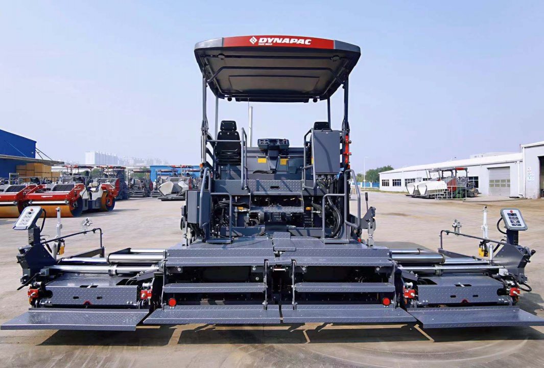 Dynapac China Dealer Meeting and Paver F2530CS/F2550CS Launch • Dynapac ...
