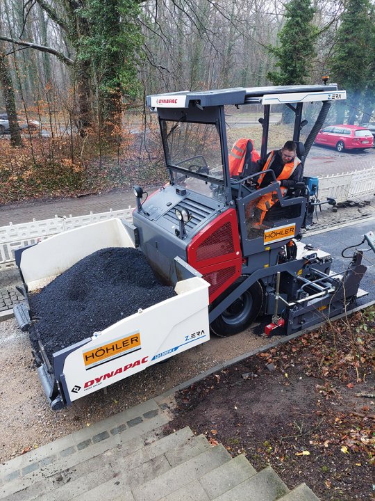 Successful Deployment of the First Fully Electric Road Paver in Germany ...