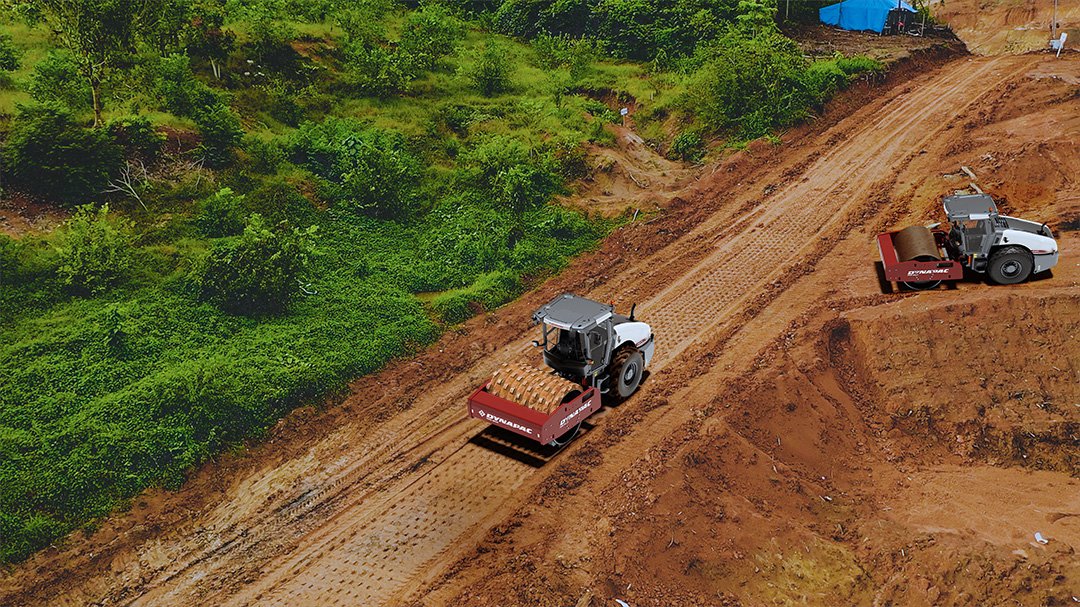Dynapac introduces three new models in the Rhino soil roller range ...